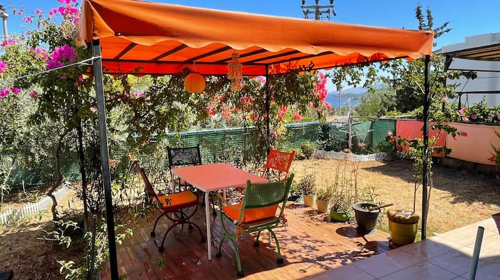 Bodrum Bitez'de Müstakil Bahçeli , Eşyalı Ev - Bodrum