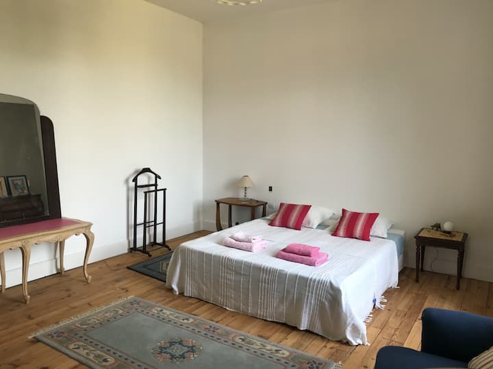 Charmantes Chambres Avec Leur Salle De Bain Privée - Dax