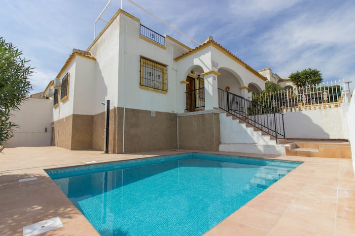 Sr54 Tranquil House With Private Pool & Open Views - La Marina