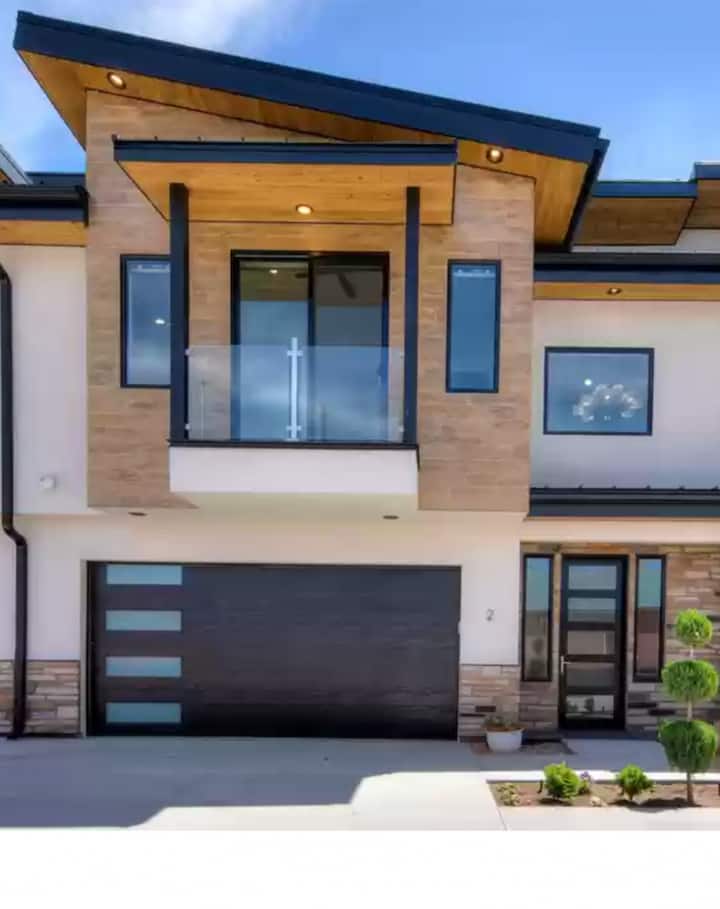 Brand New 3 Bedroom Condo 1 Block From Main Street - Moab, UT