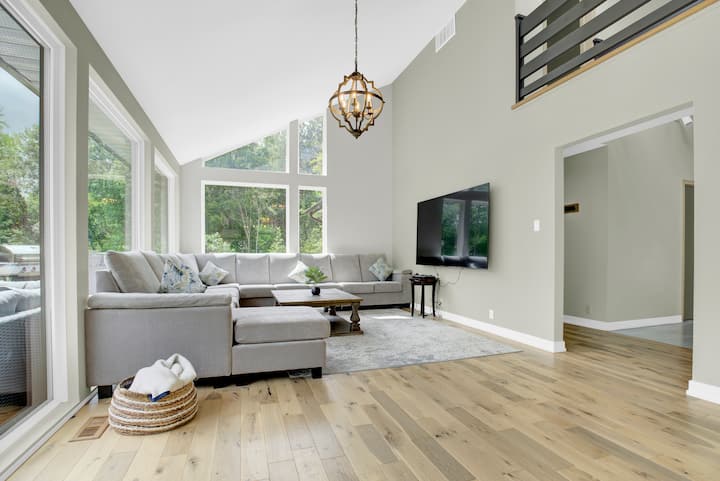 Beautiful Secluded 5 Bedroom Villa - Caledon