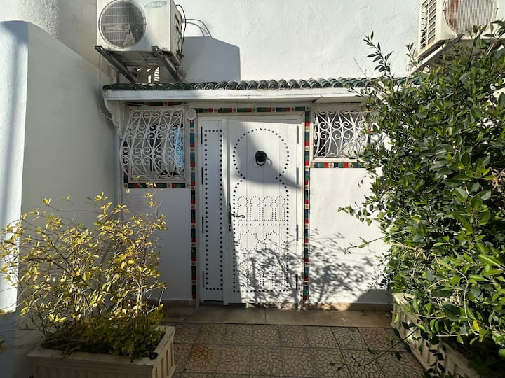 Modern Studio With A Tunisian Touch - Tunis