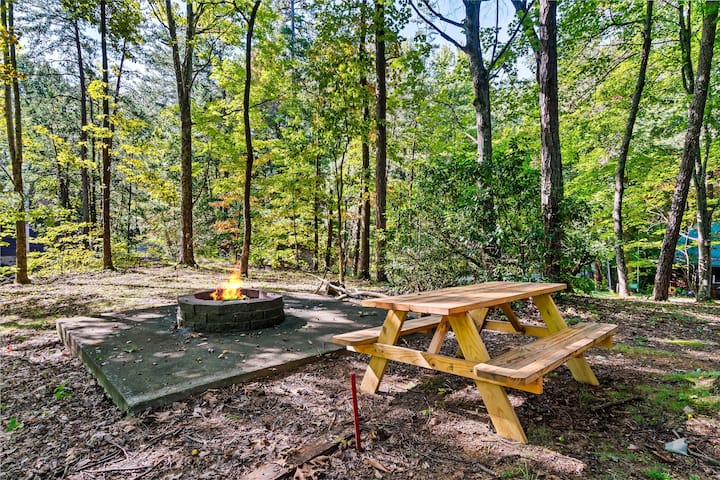 Fall Into Great Rates - Dog Friendly- Near Gb &Pf - Gatlinburg, TN