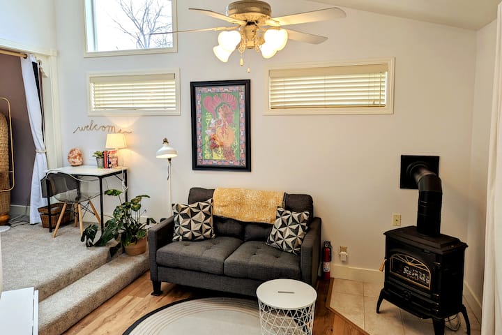 Boho Chic Secret Garden Suite W/hot Tub In Se Pdx - Portland, OR
