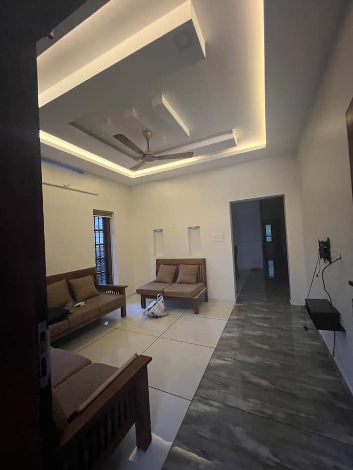 3 Ac Bedroom Holiday Home & Free Parking Premises - Changanassery