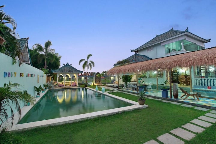 Spacious & Comfortable Colonial Style Villa Umalas - Bali