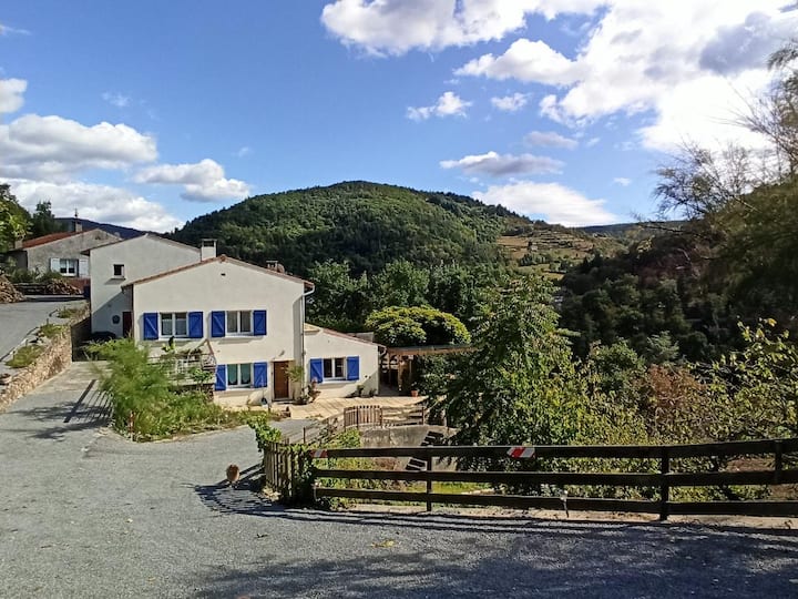 Gîte La Côte Des Bleuets De Retourtour - Lamastre