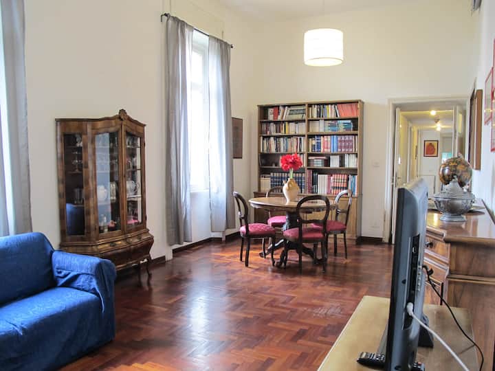 Bright Close To Metro Manzoni/termini &Center - Rome
