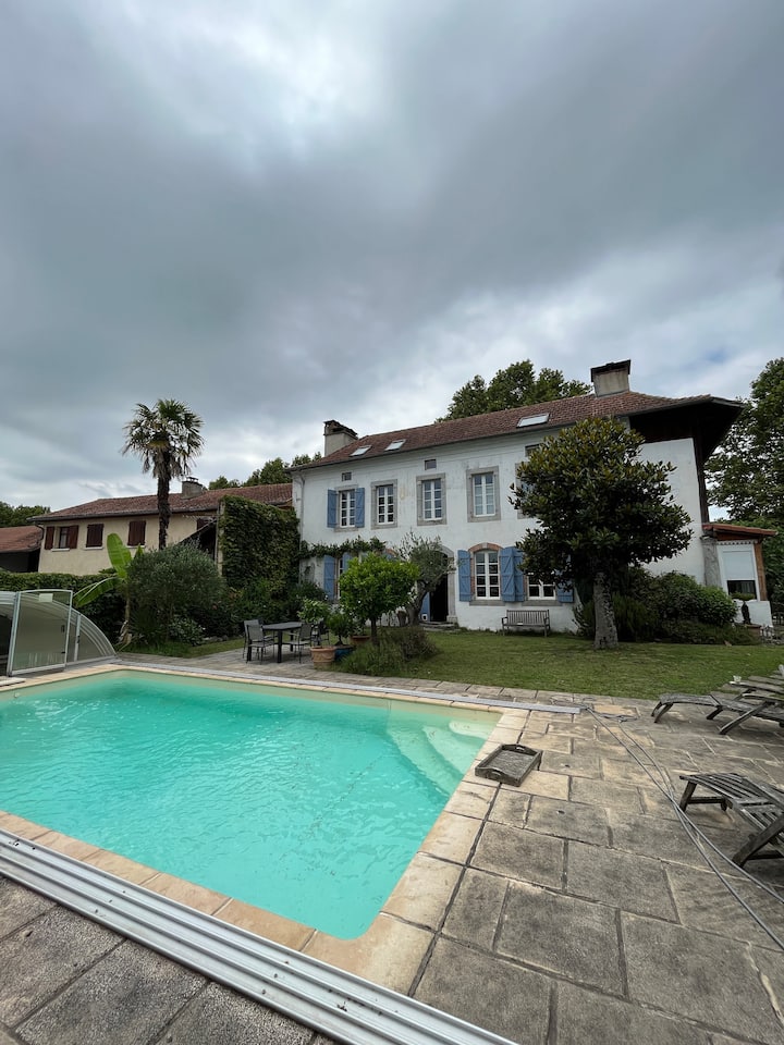 Chambre D’hôtes De Charme, Piscine Et Vue - Vic-en-Bigorre