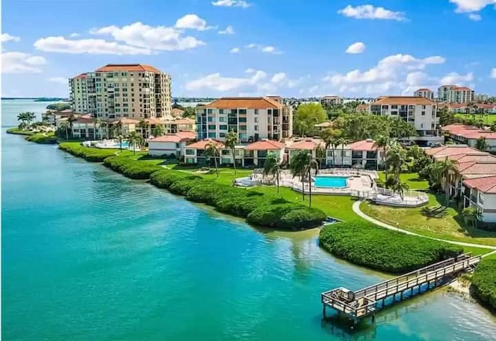 Immaculate 2 Bedroom/2 Bath Condo In Palma Del Mar - St. Petersburg, FL