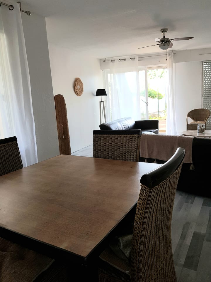 2 Ch Déco Cosy  Résidence Place Privée Mer à 10mn - ベジエ