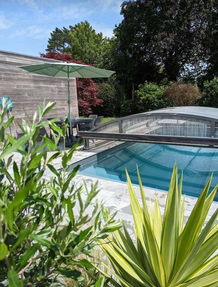 Chambre Confortable Avec Piscine - Landerneau