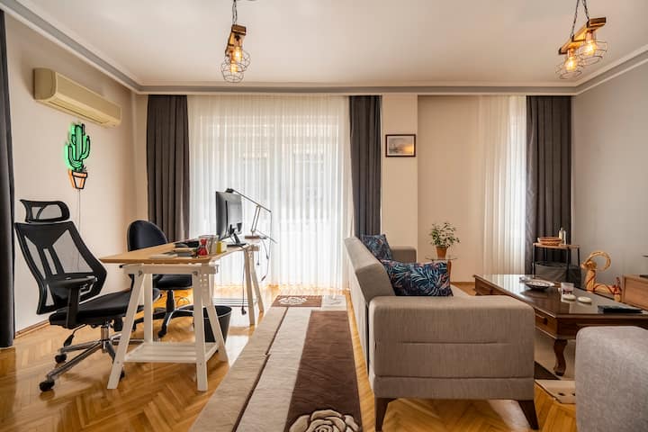 Cosy Home & Office • Sea View • 500m To Old Town - Antalya