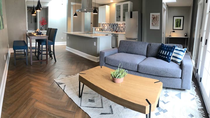 Modern | Spacious | Private, Historic Neighborhood - Albuquerque, NM