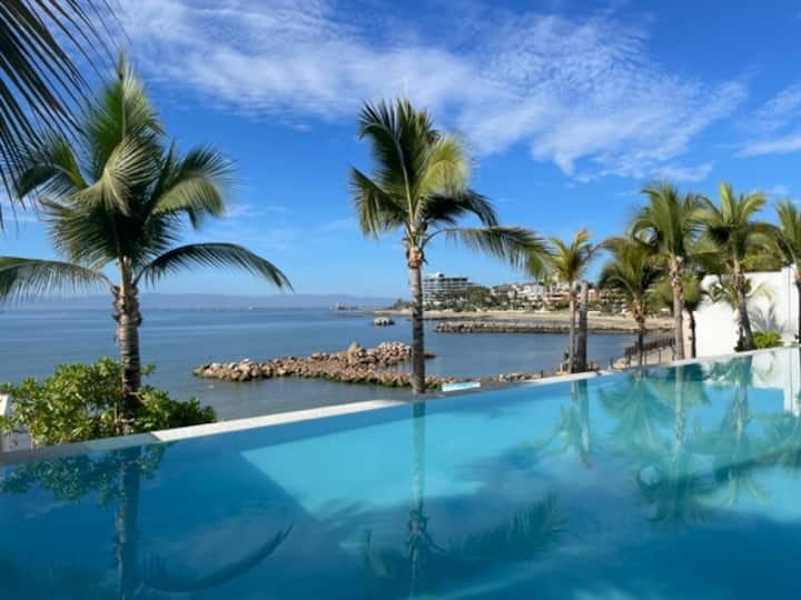 Fantastic Designer Apartment, Beachfront! - Bucerías