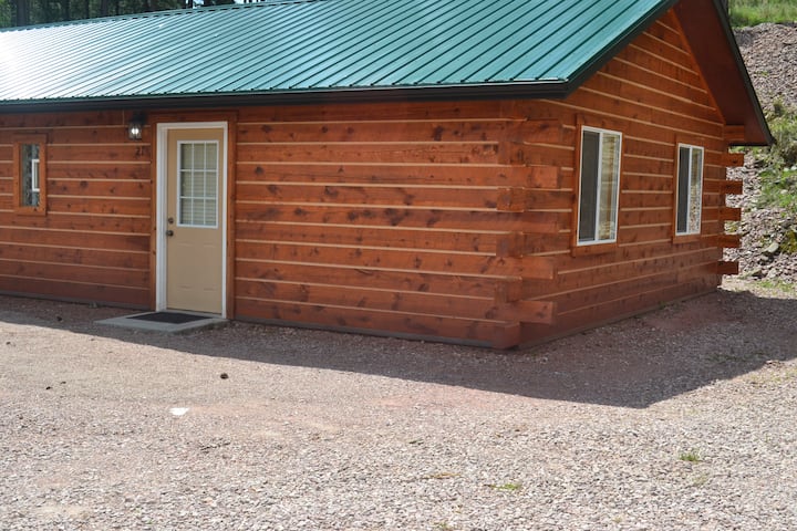 Duplex Cabin #21 At Holy Smoke Resort - Hill City, SD