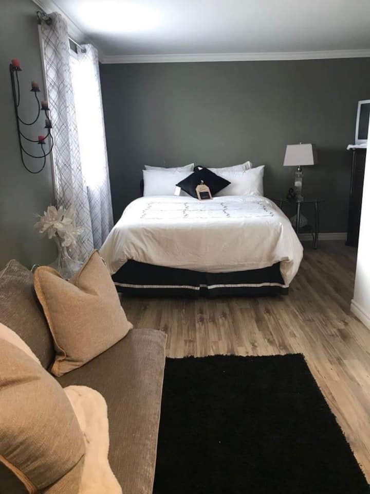 Kelly's Suite, Lovely 1 Bedroom Suite/free Parking - Grand Falls-Windsor