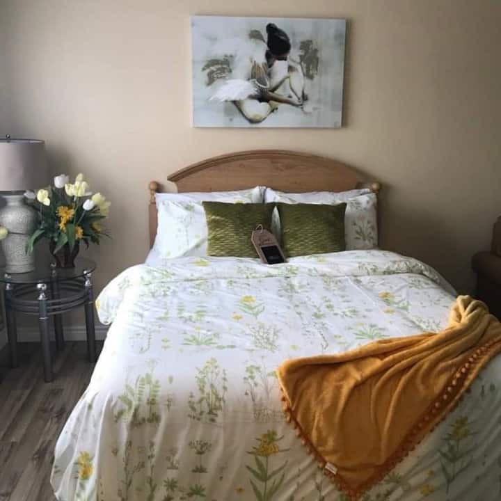 Lady Louise 1 Bedroom Suite - Grand Falls-Windsor