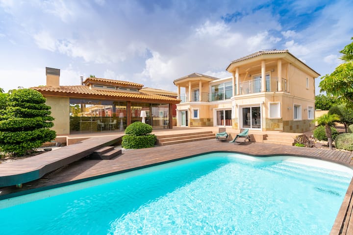 Modern Villa In Torrevieja - Torrevieja