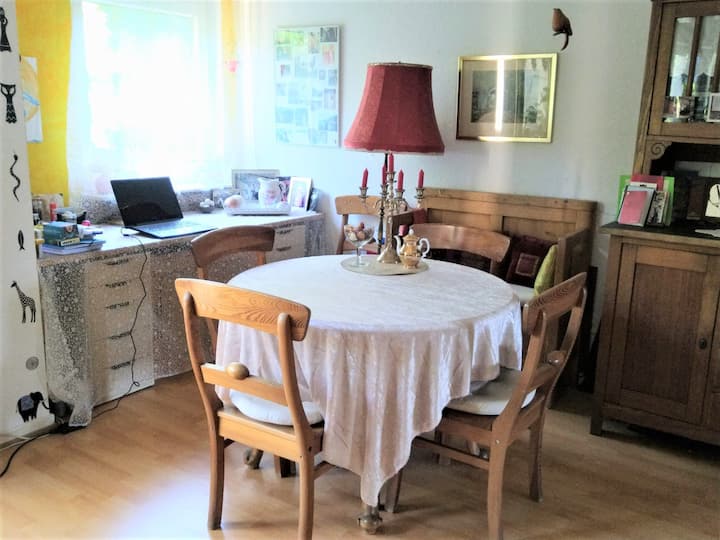 Privatzimmer Mit Eigenem Balkon - Wiesbaden