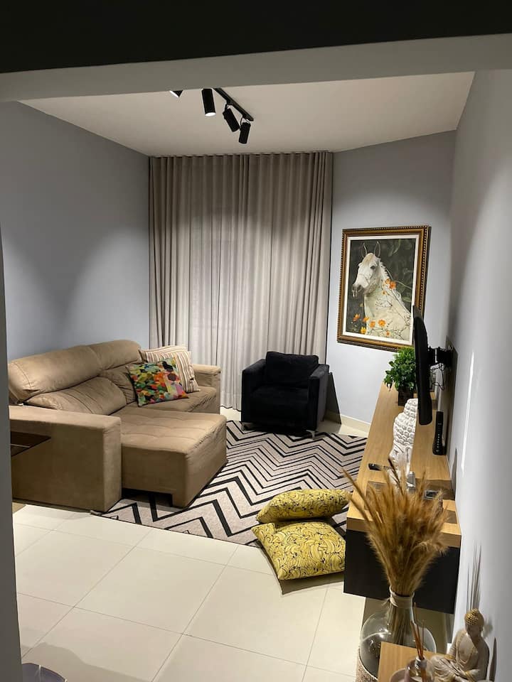 Apartamento Mobiliado Com Estacionamento Bh - Belo Horizonte