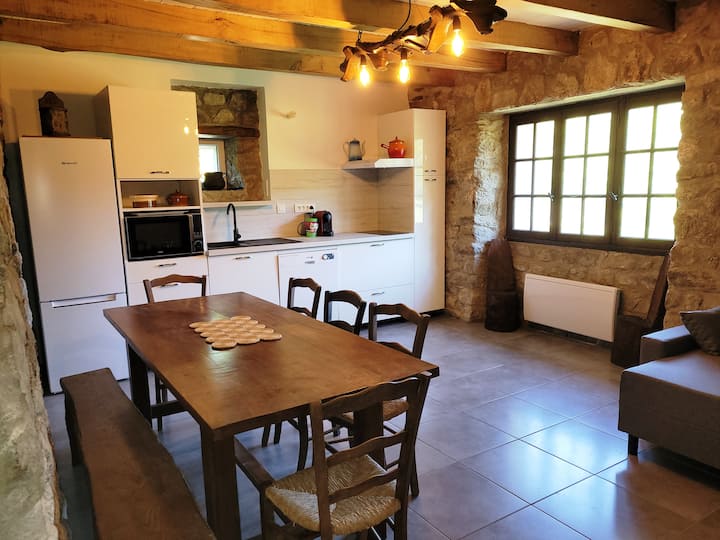 Cévennes Concoules : Agréable Maison En Pierres - Lac de Villefort