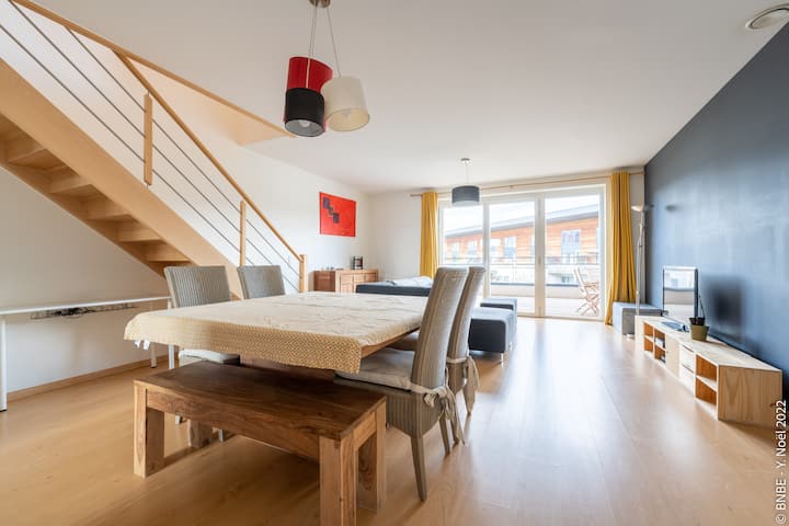 Duplex Lumineux Pour 4 + Parking Gratuit +Terrasse - Anderlecht