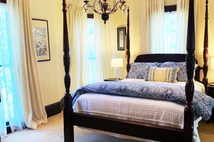 Victorian Home - Decatur