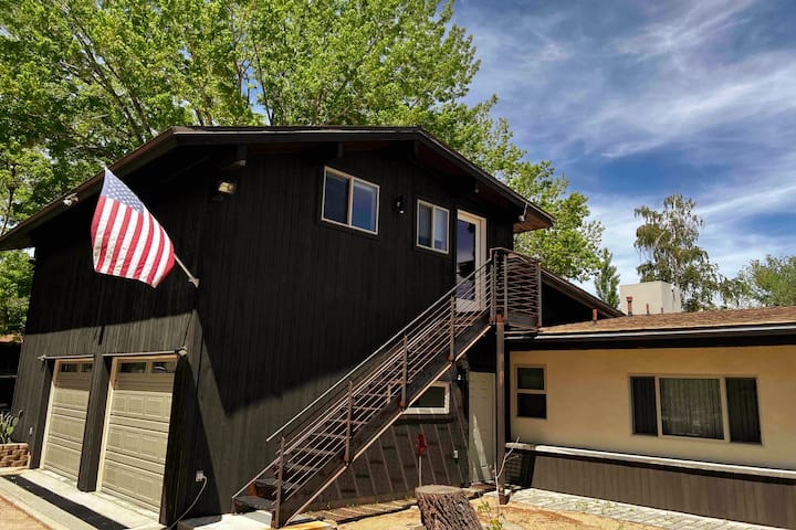 Bishop Aces Apartment - Bishop, CA