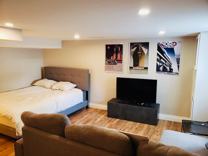 Adorable Studio Unit In Toronto - Toronto