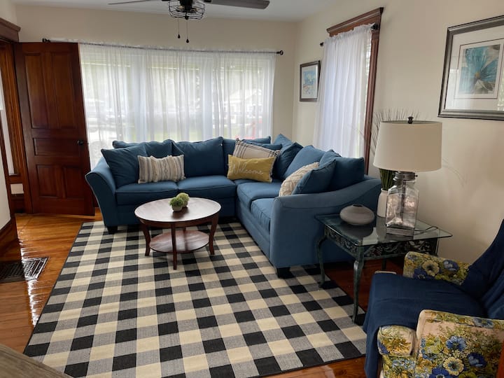 The Olvera Lake St House - Sterling Renaissance Festival