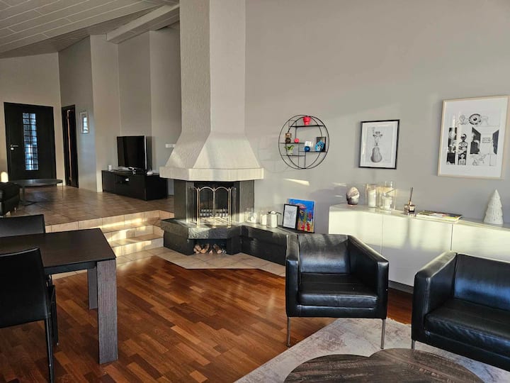 4 Bedroom House In Reykjavik - Island