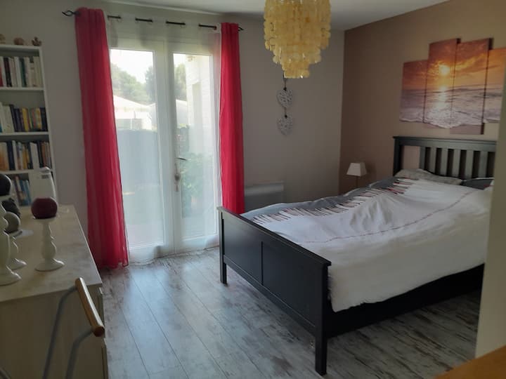 Agréable Maison Mitoyenne De 3 Pièces - Hourtin