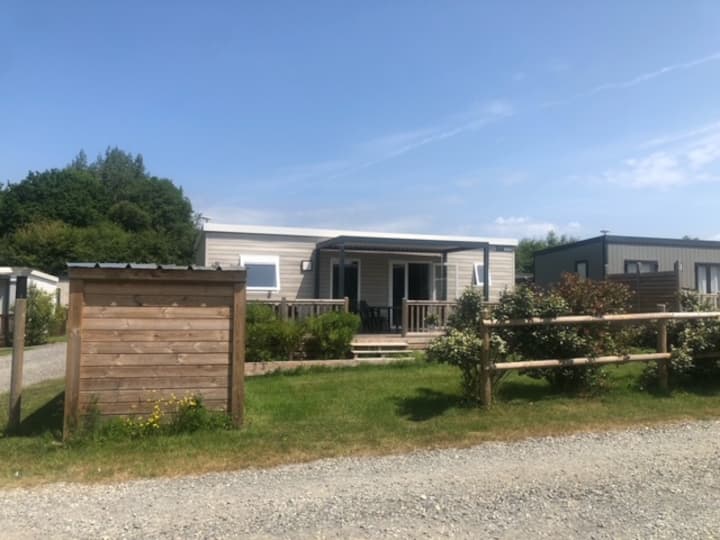 Bungalow 4 Personnes Dans Camping Avec Piscine - Granville