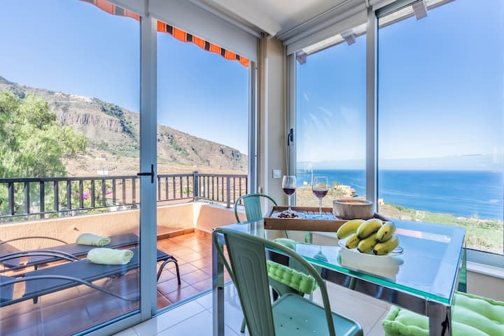 Exotic Ocean View Apartment - Los Realejos