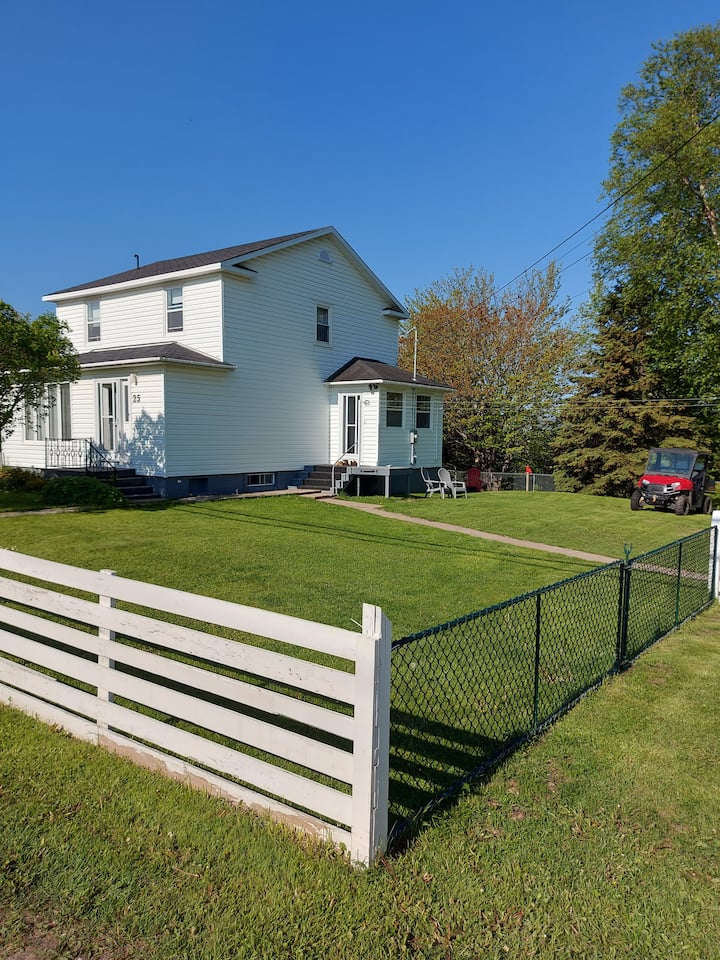 Studio Outback With Private Entrance