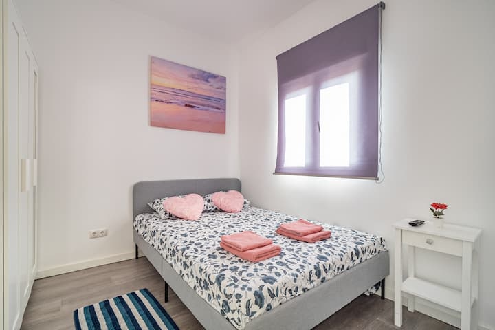 Salut Apartment - Badalona
