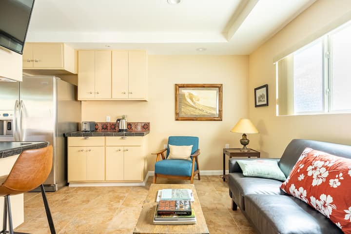 Ben's Huge Single 1-bed Home Patio
2-closet Park - El Segundo, CA