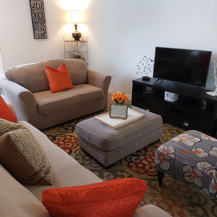 Blu Belle: Clean Cozy, 2br 1.5ba In Birmingham. - Birmingham, AL