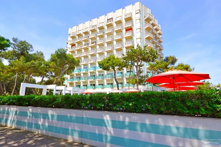 Mono International Fronte Mare - Lignano Pineta