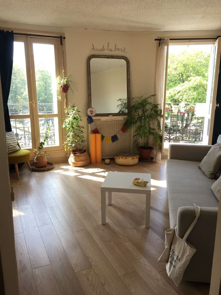 Lumineux Appartement Au Pied De Montmartre - Champs-Élysées - Paris