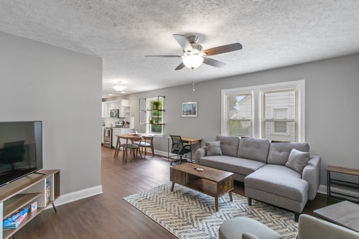 Entire Home | Ims | Speedway | 15min To Downtown - Indianapolis, IN