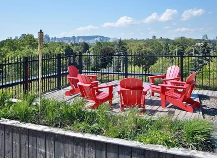 Superb Condo With Mtl Downtown View & 2 Parkings!! - Longueuil