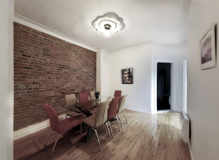 1-3 Bedroom In Only Girls Home - For Guys, Ask Me! - Laval