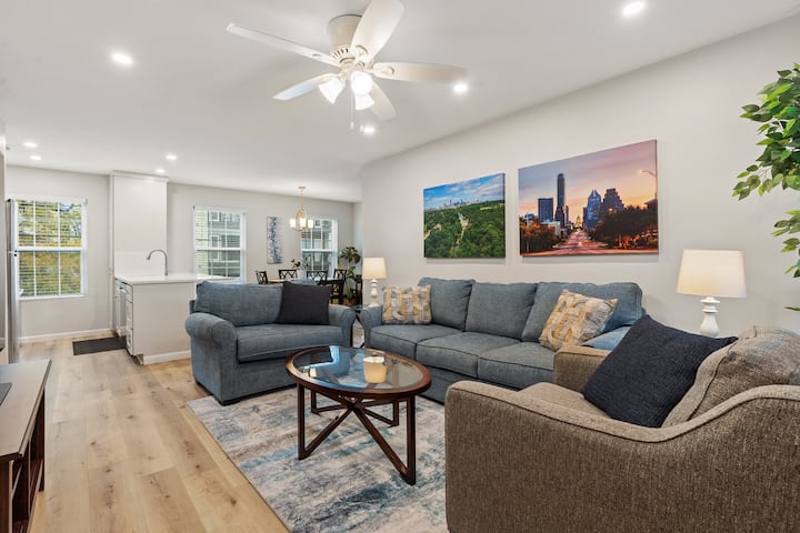 Modern 3br/2ba With Large Pool In Heart Of Soco! - Austin