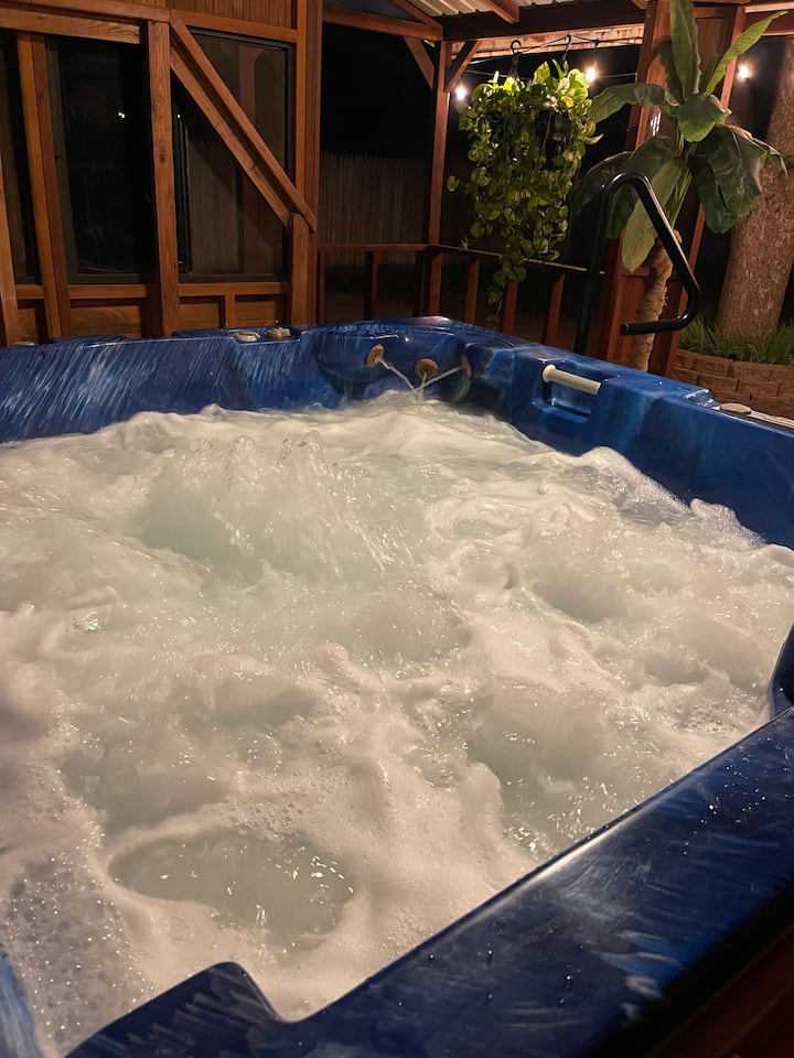 Local Escapes:the Anniebelle-soak, Stay & Escape - 拉巴克