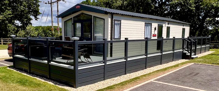 Hoburnebashley 
2 Bed+hot Tub
Freepass On 7nt Bkgs - New Milton