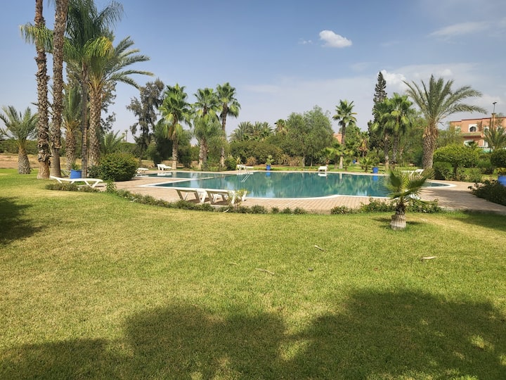 Rez De Jardin Sur Golf Avec Piscine - Marrakesh
