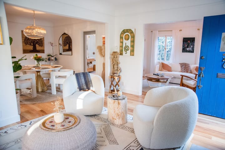 Stylish Zen Venice Beach Walk Street Bungalow - Los Angeles, CA