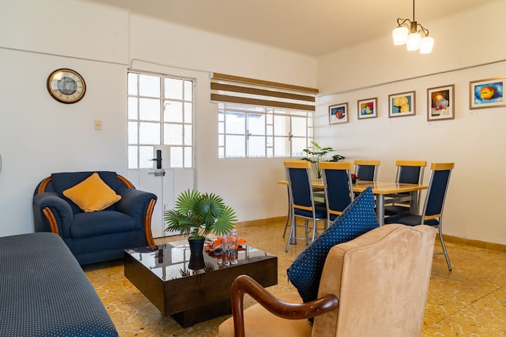 Casa-tita Penthouse With Roofgarden In City Center - Querétaro